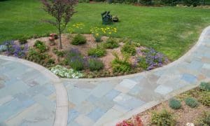 Using Slate Walkways to Enhance Your Landscaping